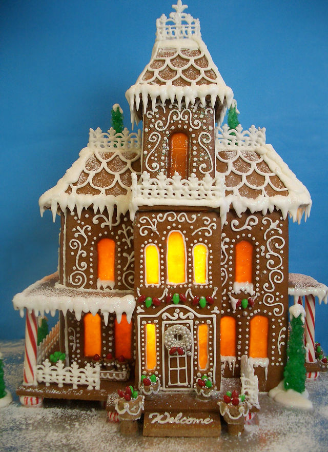How To Build The Perfect Gingerbread House PlayBuzz