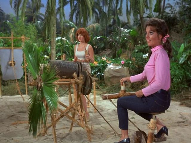 Can You Name All 50 Of These Iconic TV Shows From The Past 50 Years ...