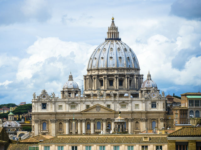 Famous Buildings In The World With Name