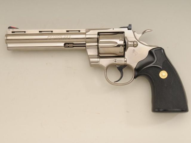 Name The Gun | Playbuzz