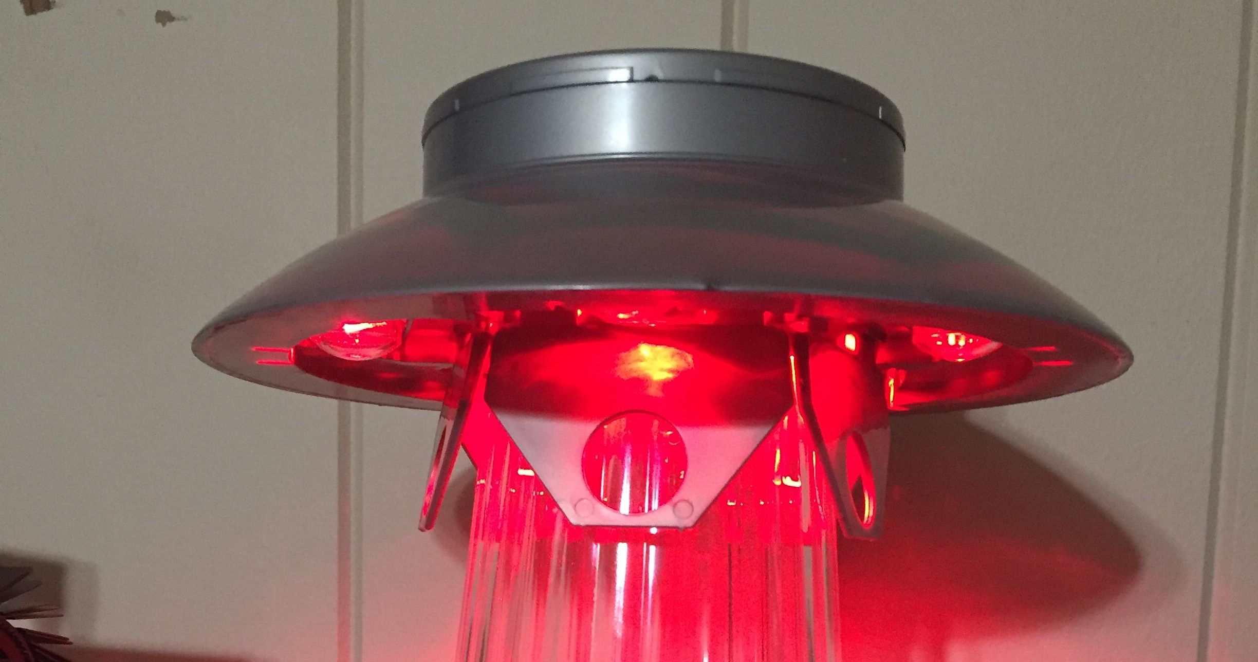 This Guy Made A UFO Lamp And It's Glorious | Playbuzz