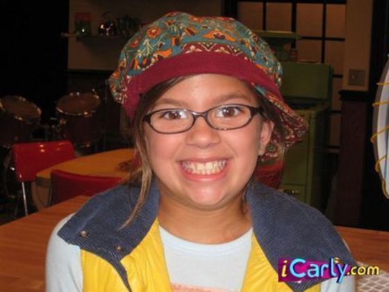 ¡Así luce ahora Mandy Valdez! La fan #1 de iCarly | Playbuzz