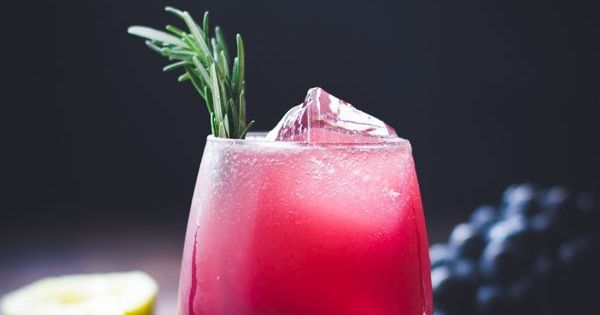 Which Cocktail Should You Drink Based On Your Personality? | PlayBuzz