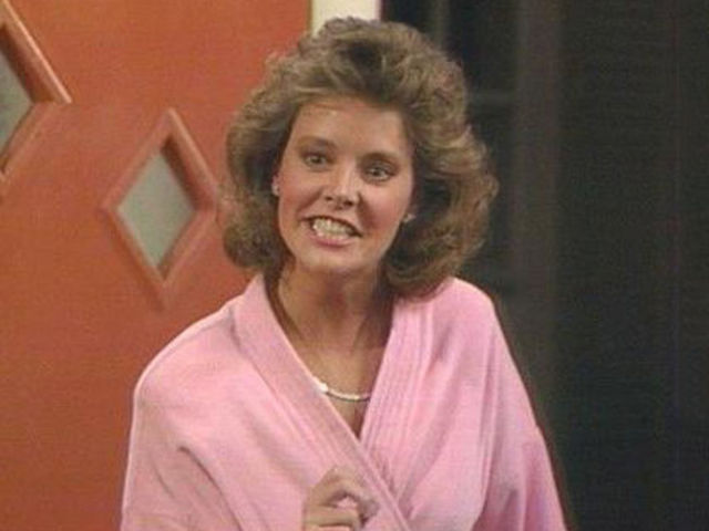 Can You Name These 10 Married With Children Characters? | Playbuzz