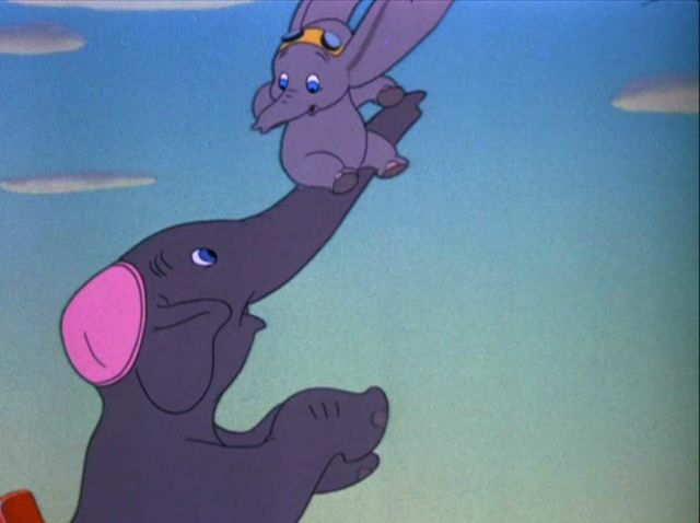 How Well Do You Know Walt Disney's Classic Movie "Dumbo?" | Playbuzz